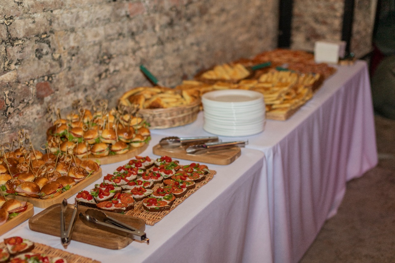 Catering | B2B – Cafune – Social Cafe